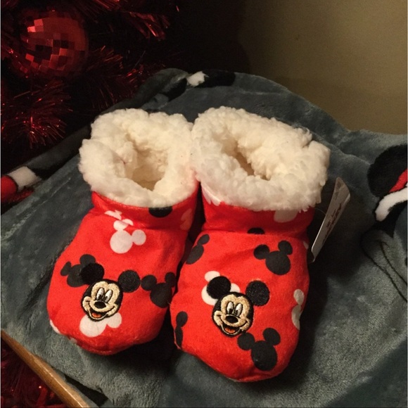 Disney | Shoes | Disney Junior Mickey Mouse Toddler Plush Booties ...